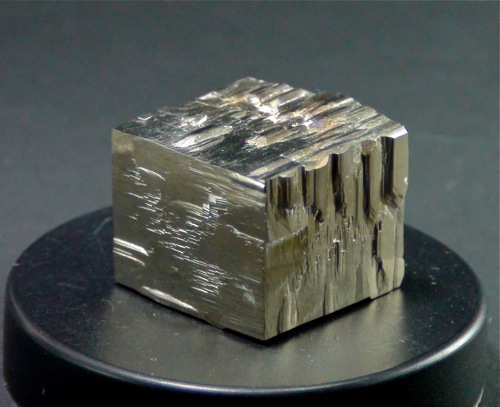 Piritas, venta de cristales y cubos de pirita